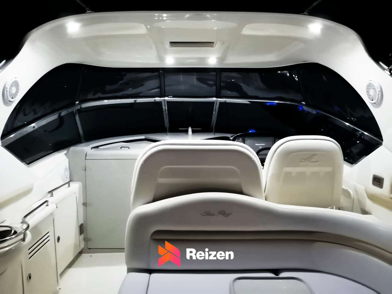 Reizen | Alquila el Yate Victoria en Santa Marta - Magdalena